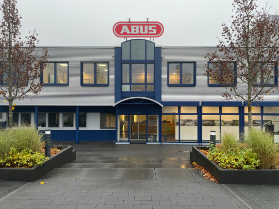 Retour sur notre visite du site d'ABUS - www.ovelo.fr